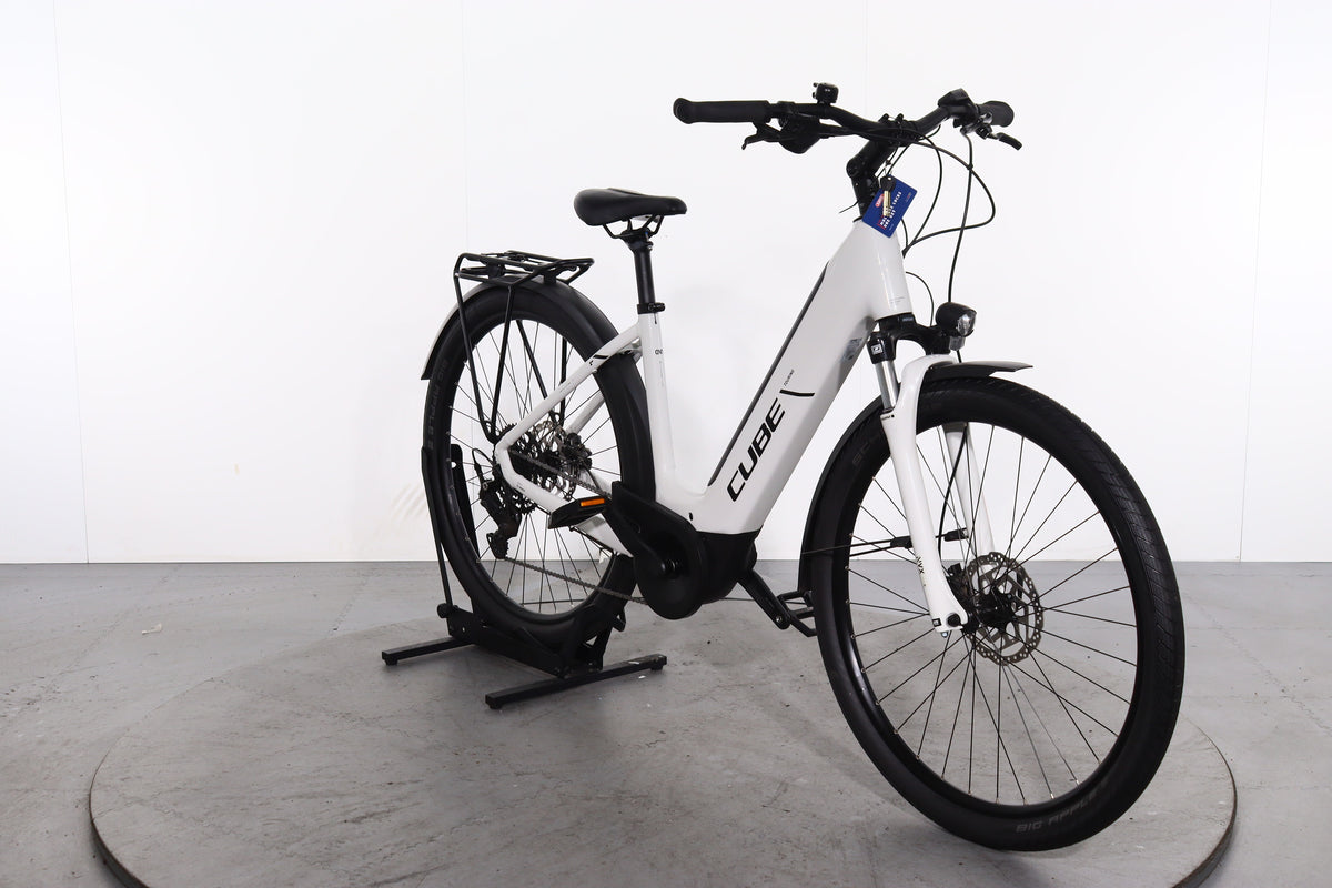 Cube Touring Hybrid ONE 625 2024 E-bike refurbished | Upway